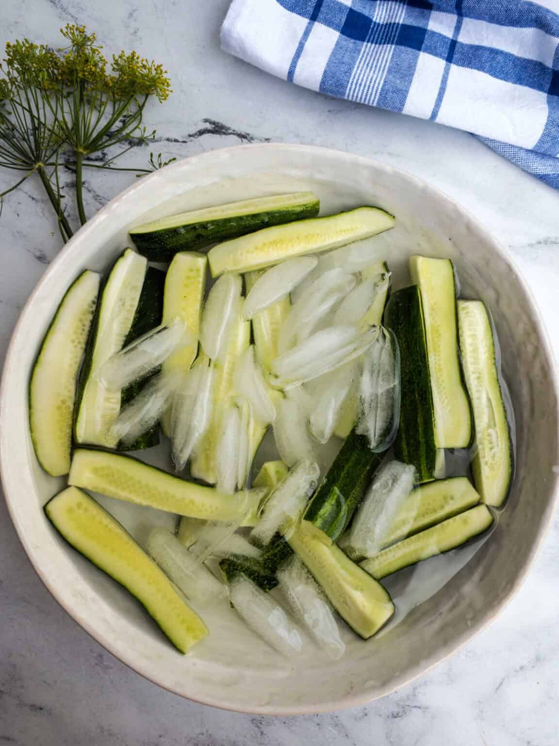 Easy Refrigerator Dill Pickles - One Hot Oven®